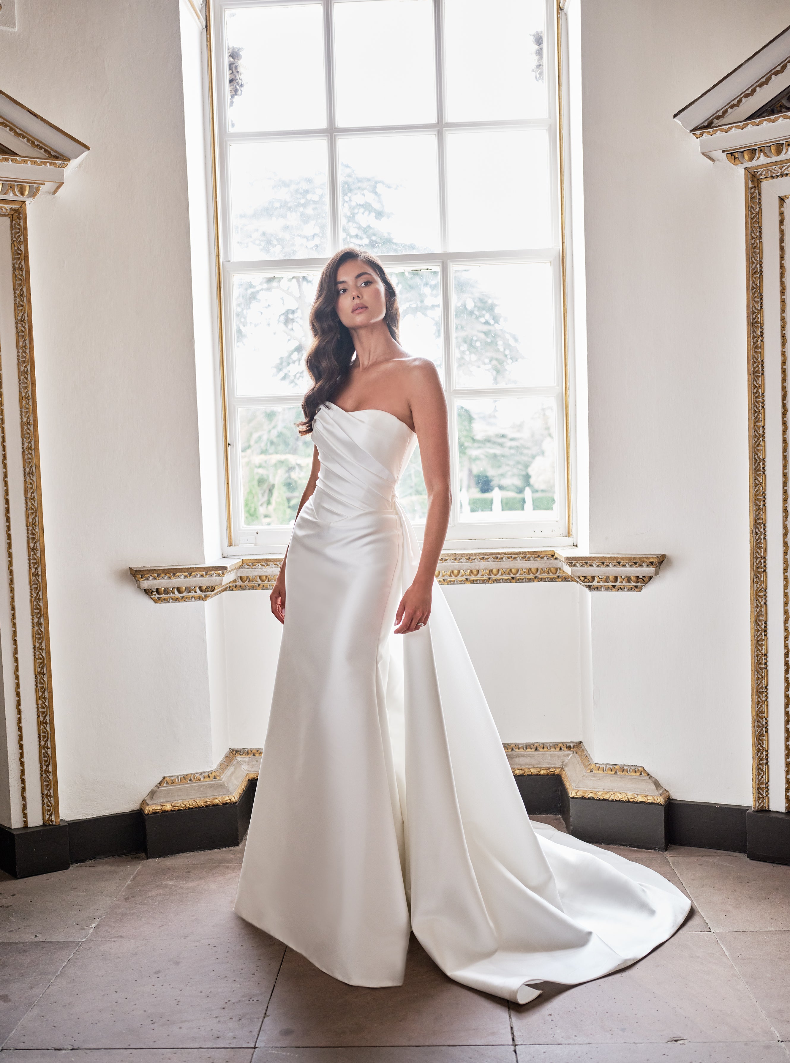 Suzanne Neville Arielle Dress & Train – Rachel Scott Couture